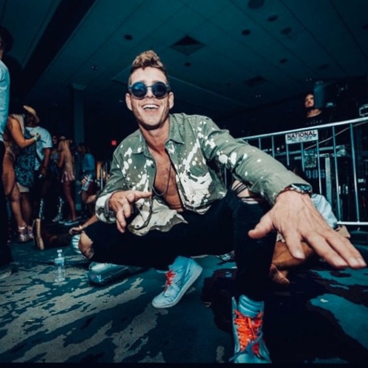 Michael Joseph nous fait vibrer sur "Back N Hell" - EXTRAVAFRENCH