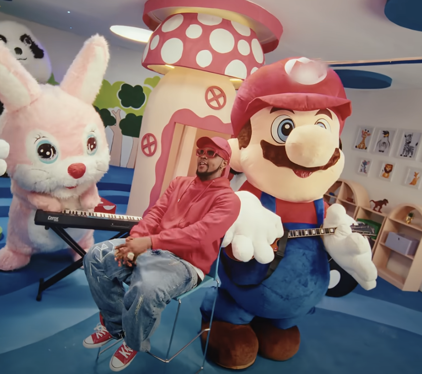 Kizz Daniel Célèbre l'Amour et la Paternité avec Son Nouveau Single ...