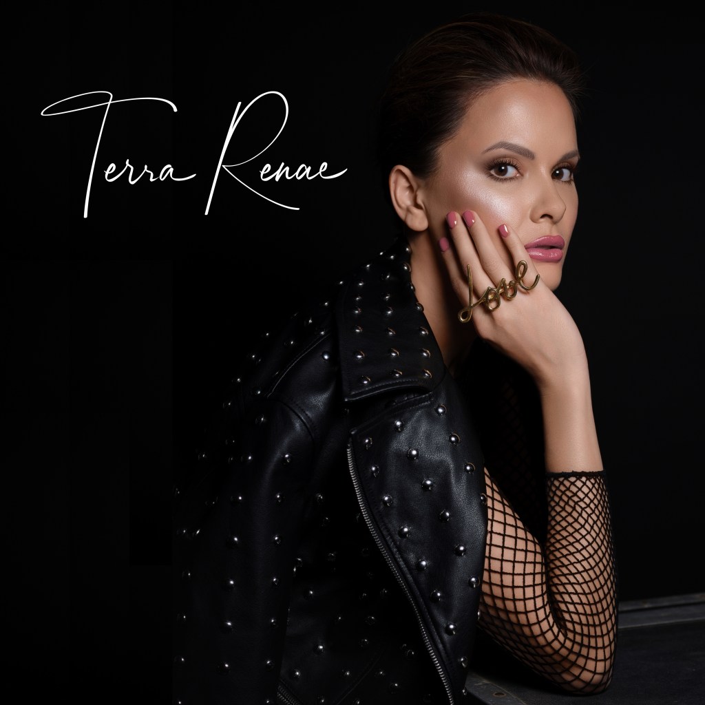 Terra Renae : Une Nouvelle Étoile de la Pop avec “Over and Over Again ...