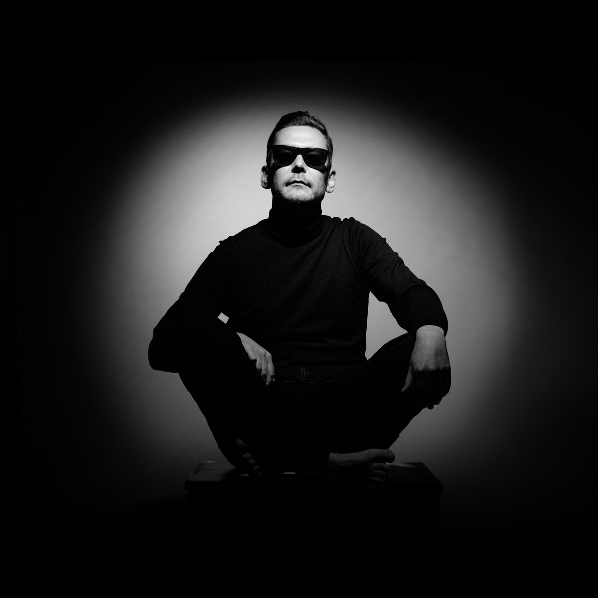 Simeon Kirkegaard signe * (Asterisk), un album-cosmos entre pop ...