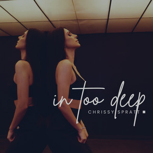 Chrissy Spratt nous plonge "In Too Deep" : quand l’envie d’ailleurs se heurte au miroir du réel ...